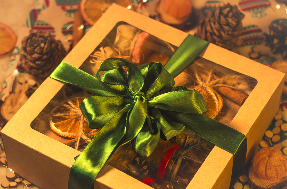 Подарочный набор Что подарить, чай, мёд, подставки, декор, 300 г