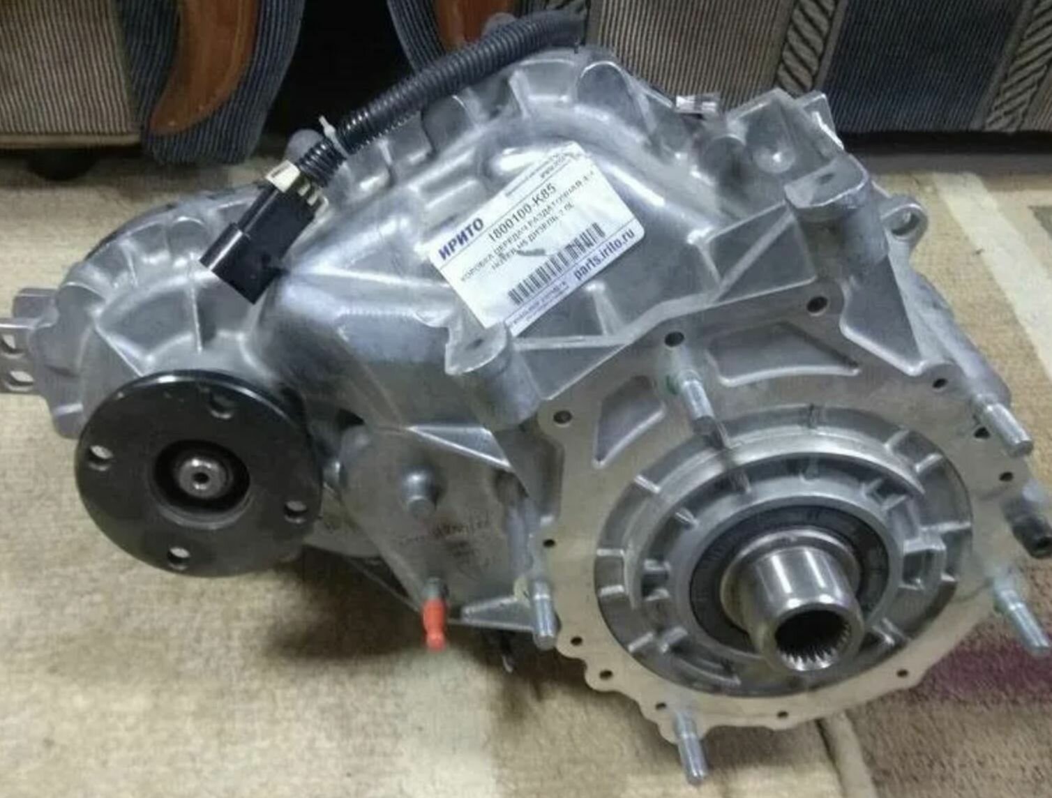 Коробка раздаточная Great Wall hover H6 1800000-04