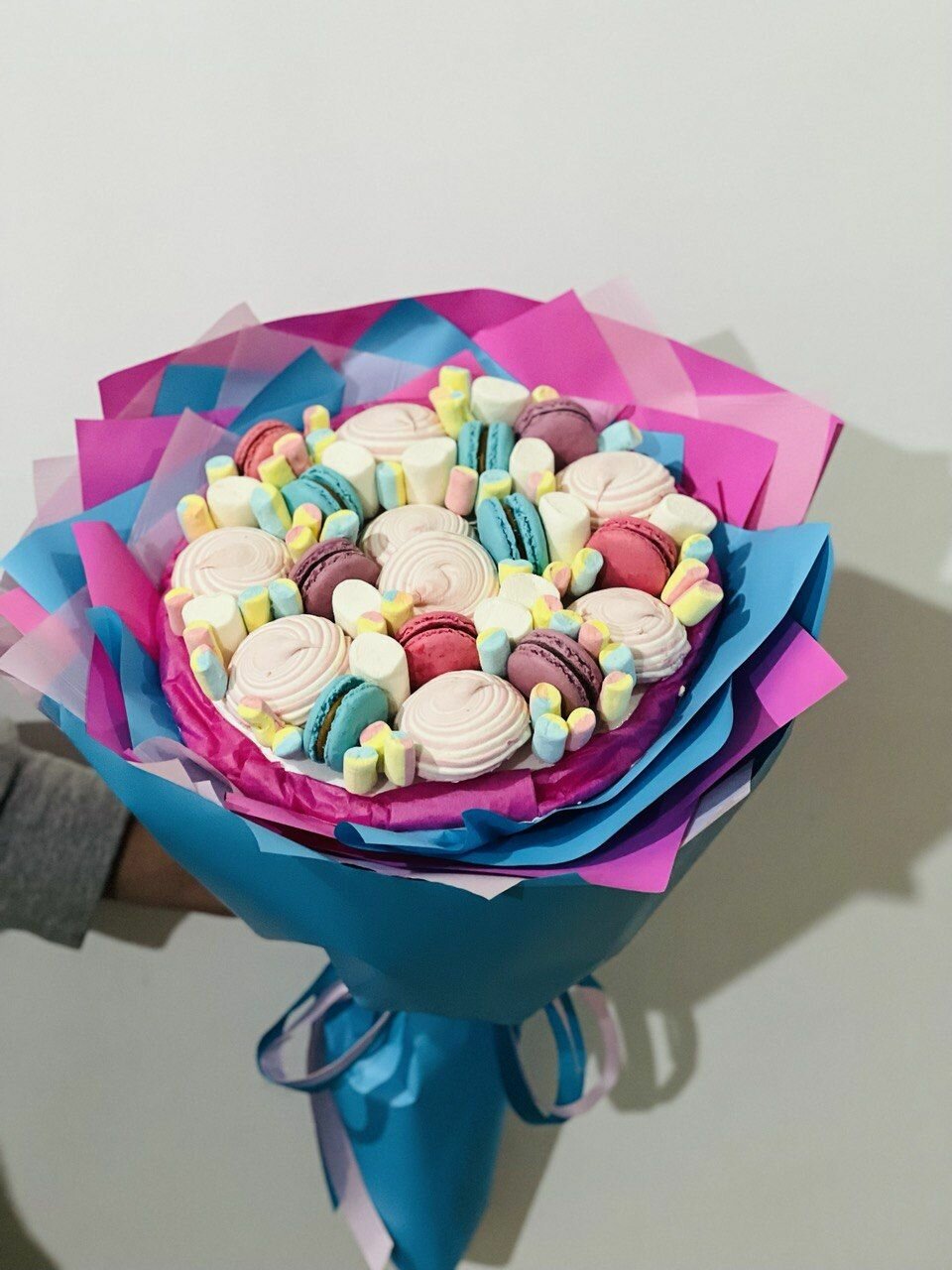 Сладкий букет из зефира и макаронс / Подарок девушке
