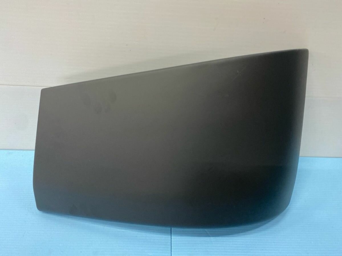 Накладка бампера (угол) левая RENAULT PREMIUM DXI (рено премиум)