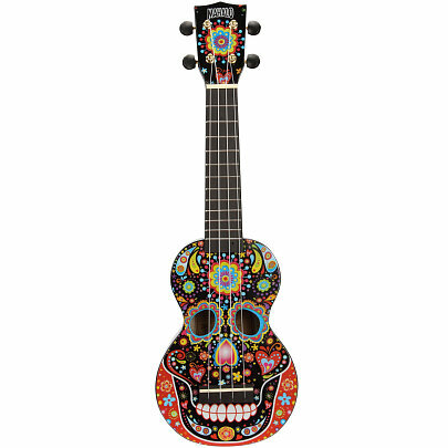 Mahalo MA1SKBK Укулеле сопрано с чехлом, цвет черный, дизайн - череп