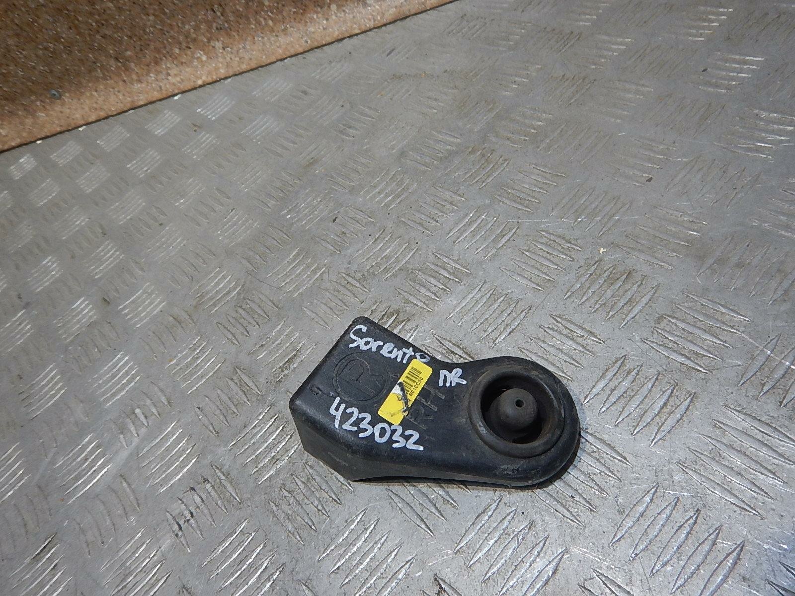 Б/У Кронштейн радиатора, KIA (Киа)-SORENTO PRIME (15-) KIA SORENTO PRIME (15-) правый Без видимых повреждений. 423032 Hyu...