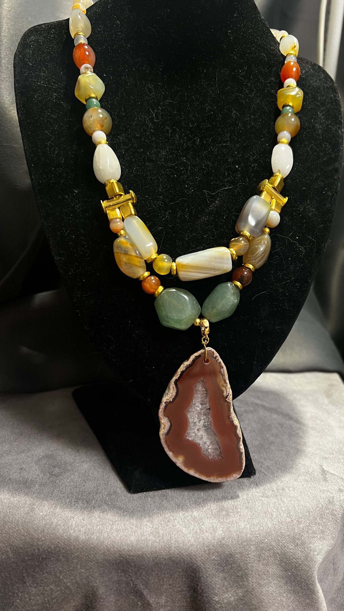 Колье Rays of angels, агат, бирюза, яшма, аметист