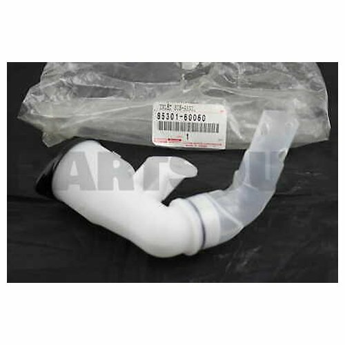 Горловина бачка омывателя Toyota 8530160060