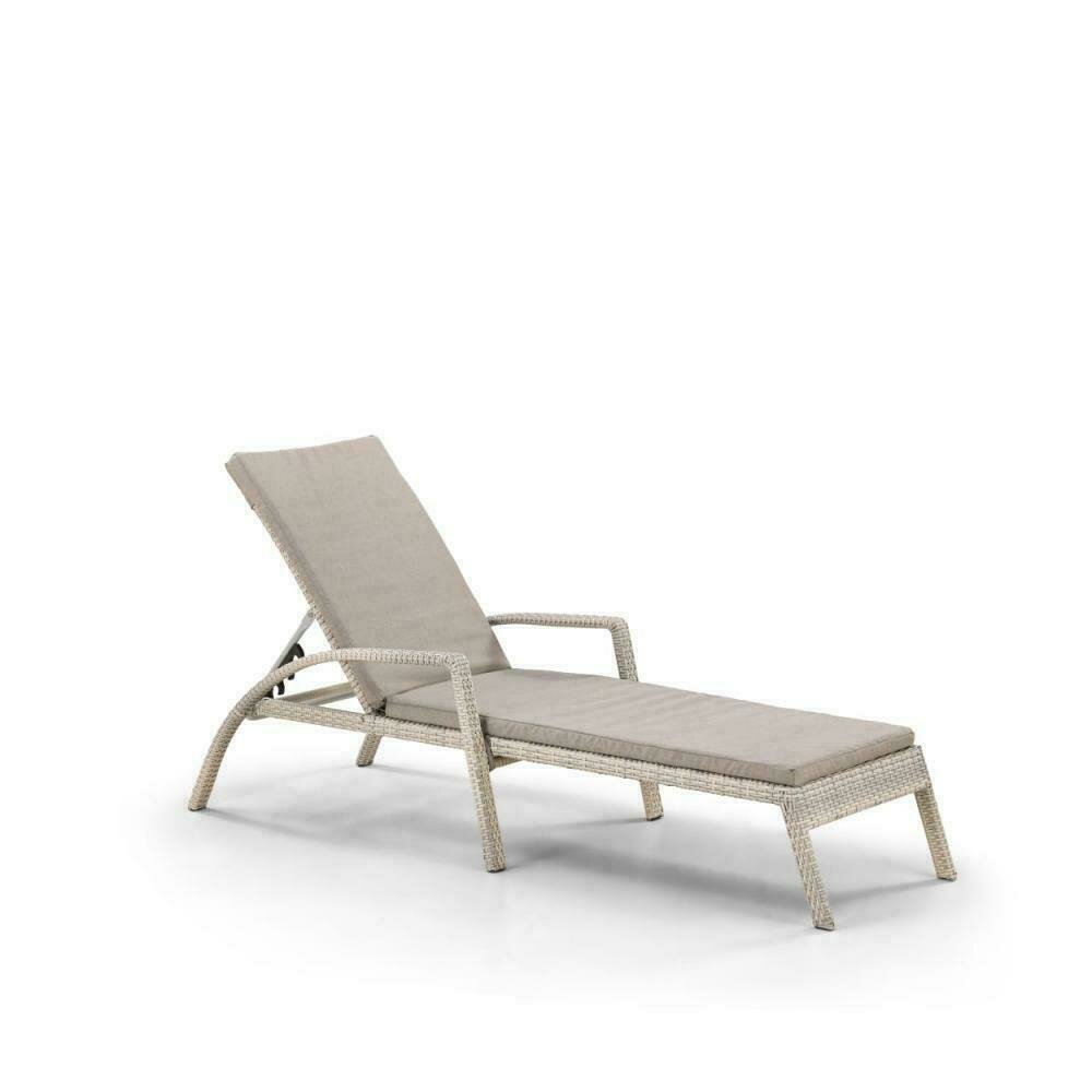 Шезлонг-лежак плетеный Афина A30C2-W85 Latte Размеры: Высота 910мм Глубина 2000мм Ширина 700мм