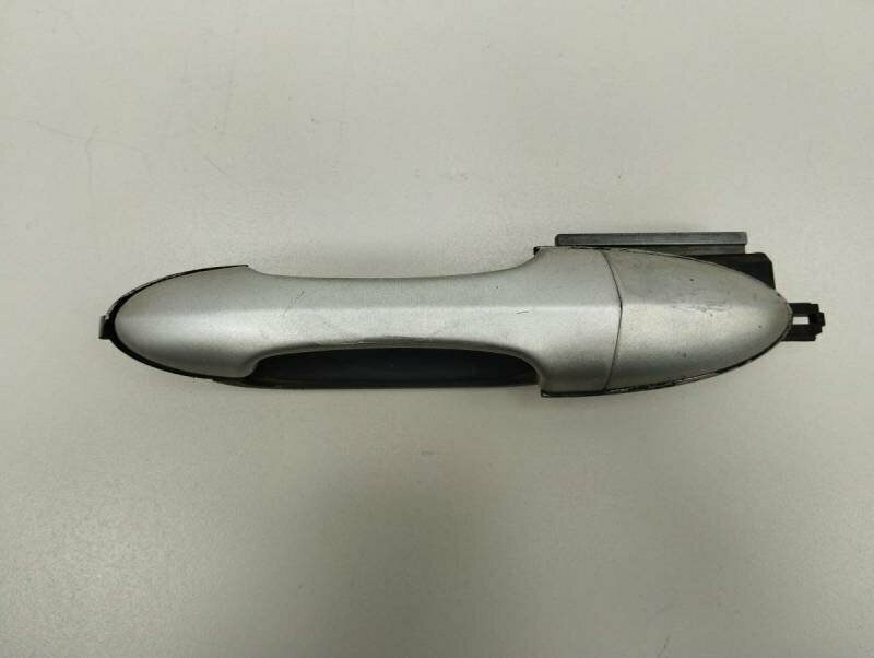 Ручка двери задней наружная левая Ford Focus 1 1998-2004 кат.номер: 1132822 1145484 1132550