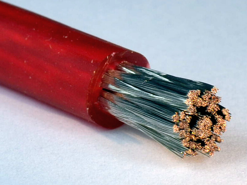 Кабель питания автомобильный 4ga (25 кв. мм) красный ARIA луженая медь метражом