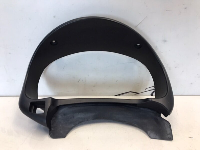 Б/У рамка панели приборов Kia Rio 2011 JB G4EE 38213 Hyundai-KIA арт. 848301G000VA