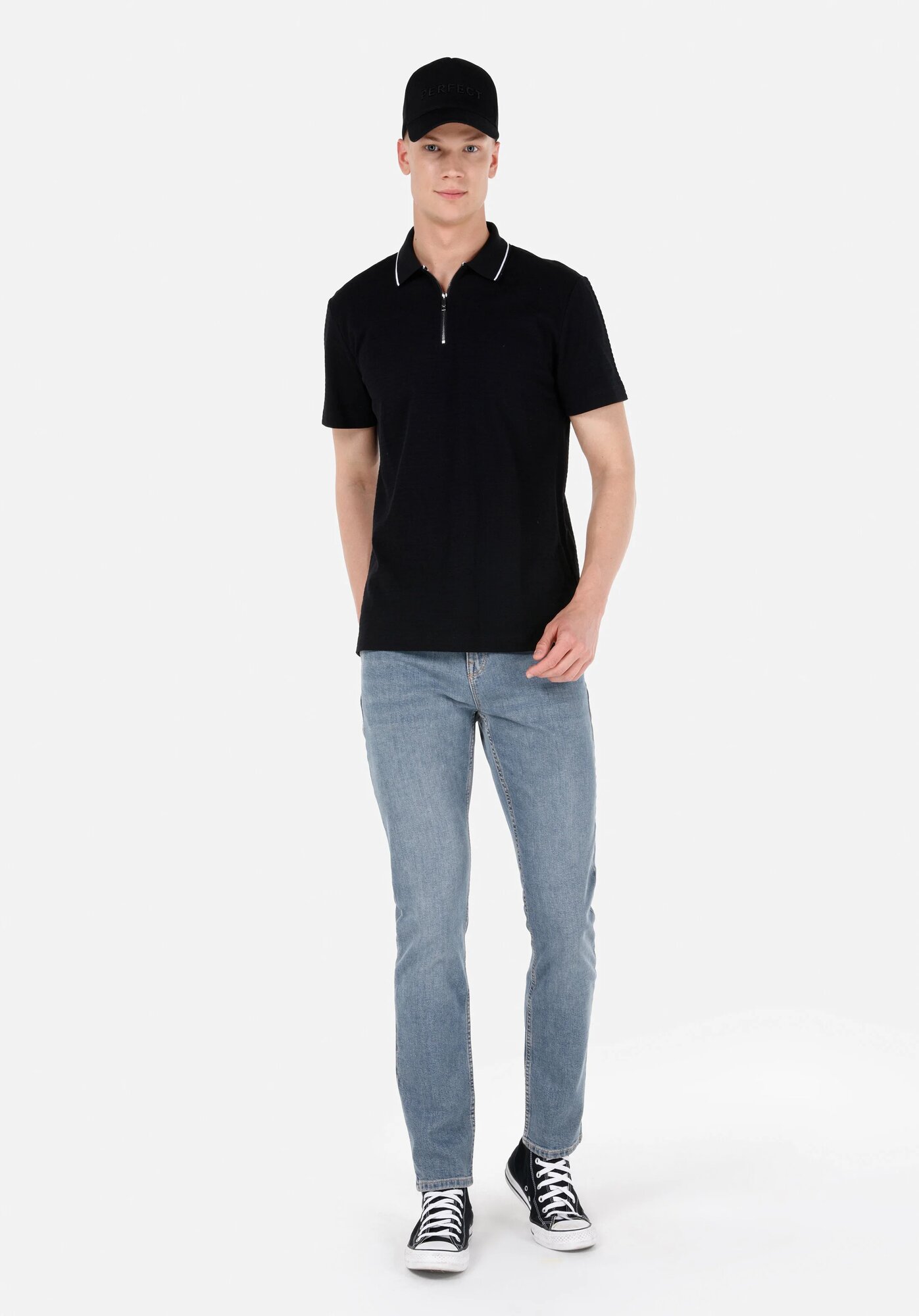 Джинсы 044 KARL Straight Fit 