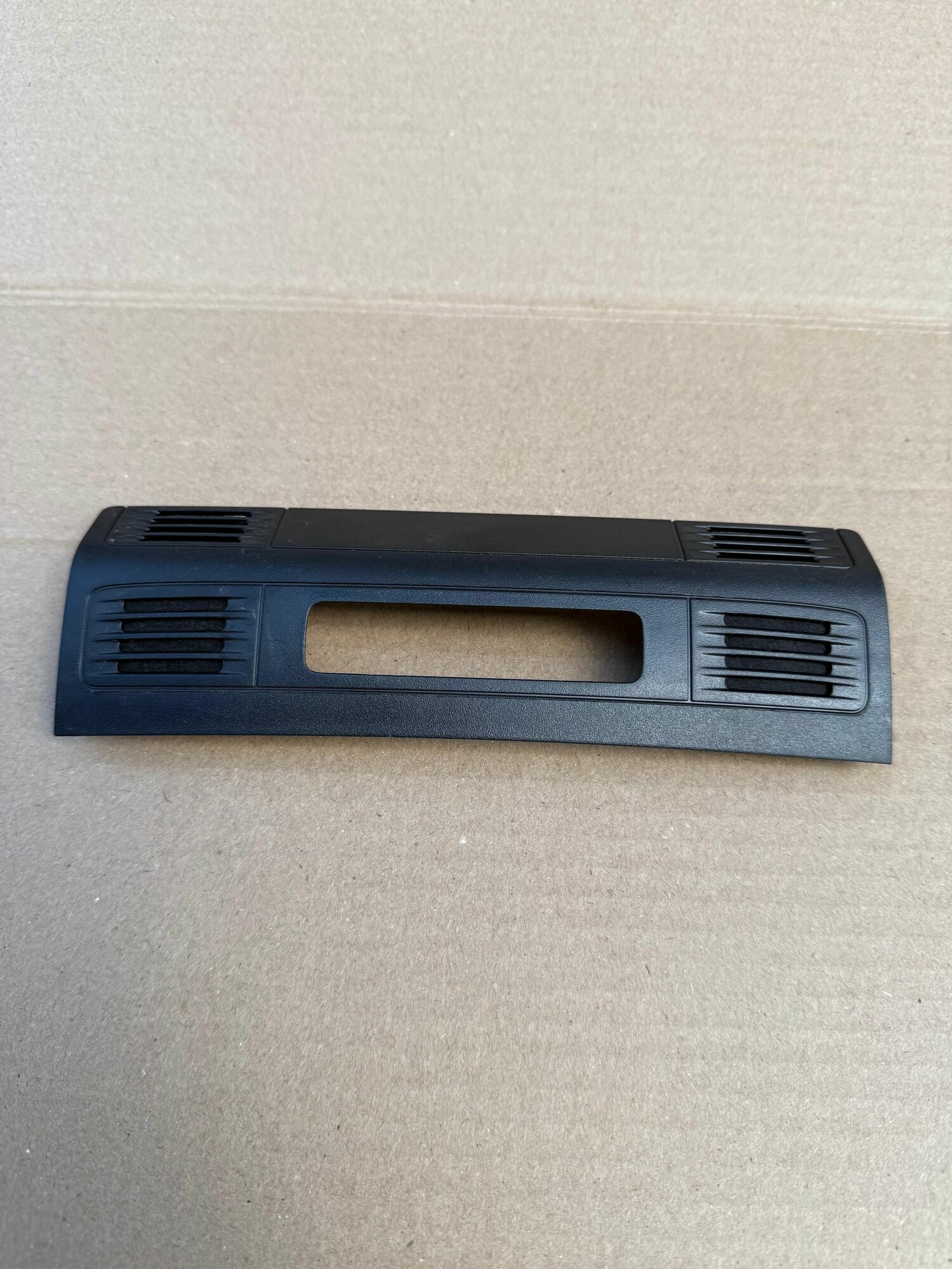 Крышка датчика потолка, облицовка плафона VAG черный 5GM867071A/B/C