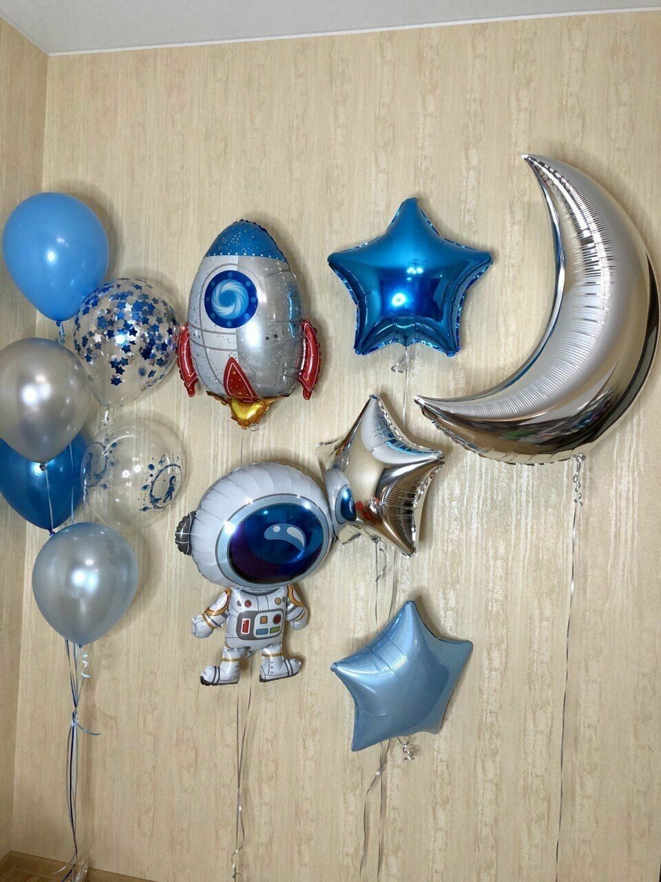 Шарики гелиевые на день космонавтики / Шар ракета и космонавт