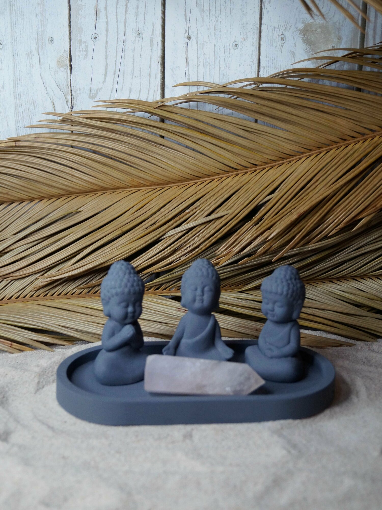 Статуэтка малыши Будда серые