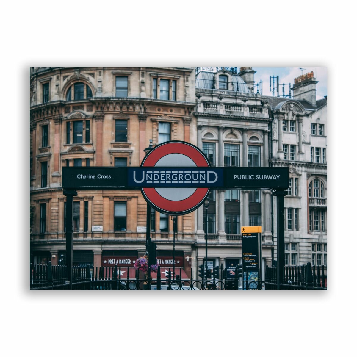 Постер, плакат на бумаге / Метро / Размер 40 x 53 см