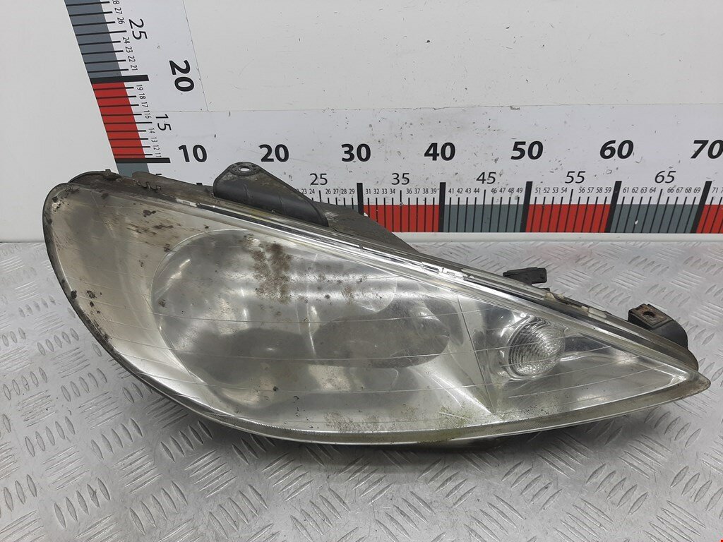Фара правая Peugeot 206 9628666780 арт. 2070645