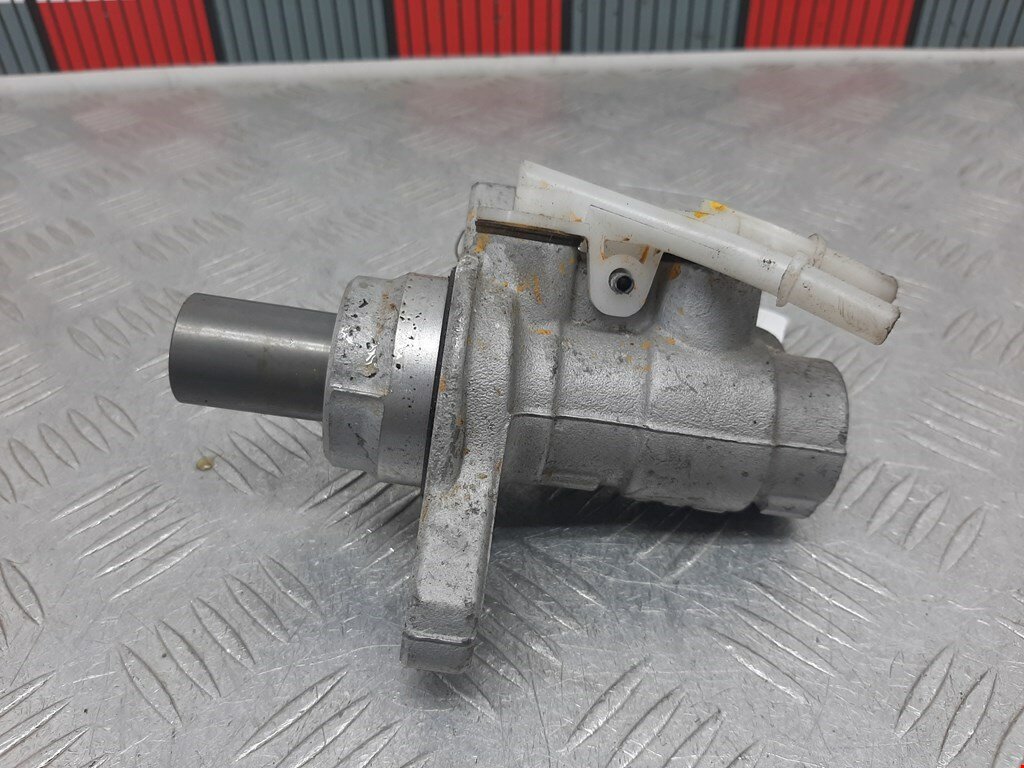 Цилиндр тормозной главный Opel Mokka 1 95280622 арт. 2132941