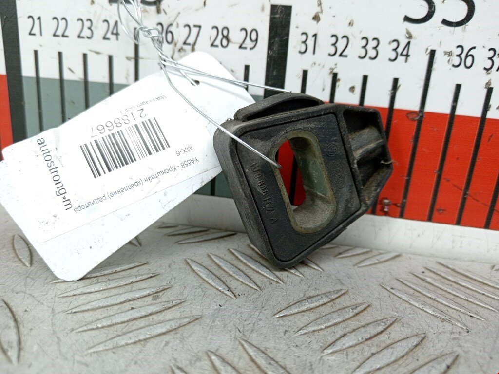 Кронштейн (крепление) радиатора Volkswagen Golf 4 1J0806157F арт. 2188667