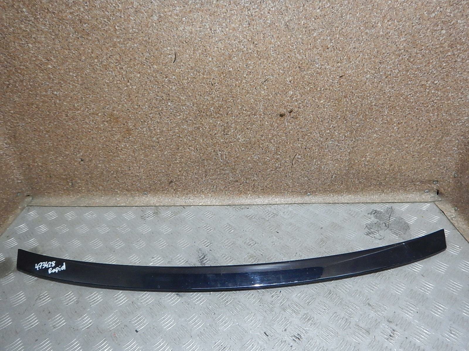 Б/У Спойлер (дефлектор) багажника, Skoda (Шкода)-RAPID (12-) SKODA Rapid (12-) Царапины. 473428 VAG арт. 5JA827933BGRU