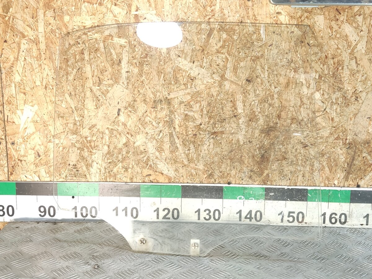 Стекло двери задней правой HYUNDAI Accent 2000-2012 8342025000