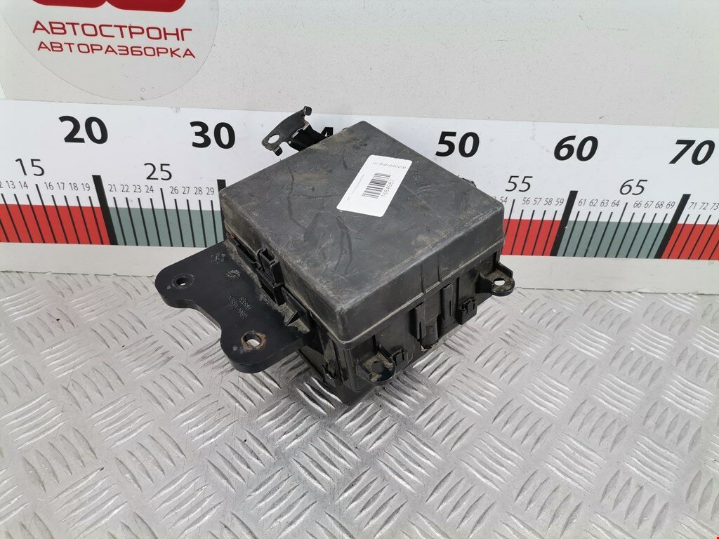 Блок предохранителей Suzuki Grand Vitara 2 3661067JA0 арт. 1684987