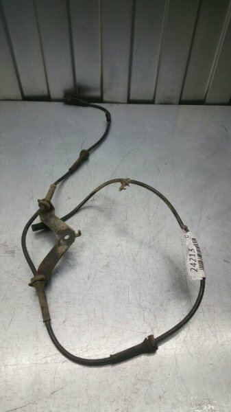 Датчик abs задний правый Nissan Qashqai+2 J10E 47900 BR00AB1