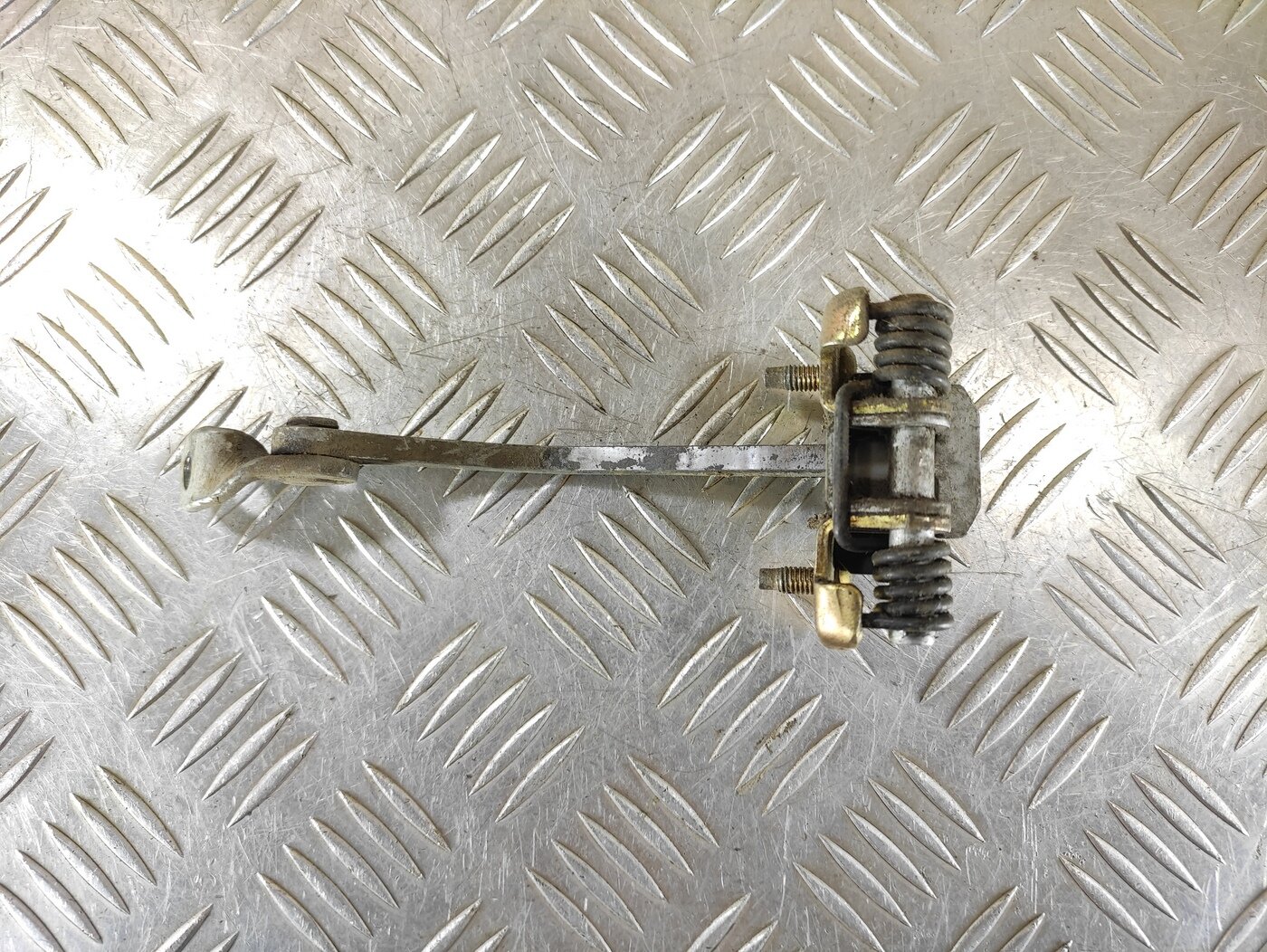 Ограничитель двери задний RENAULT CLIO 1998-2008 7700842859