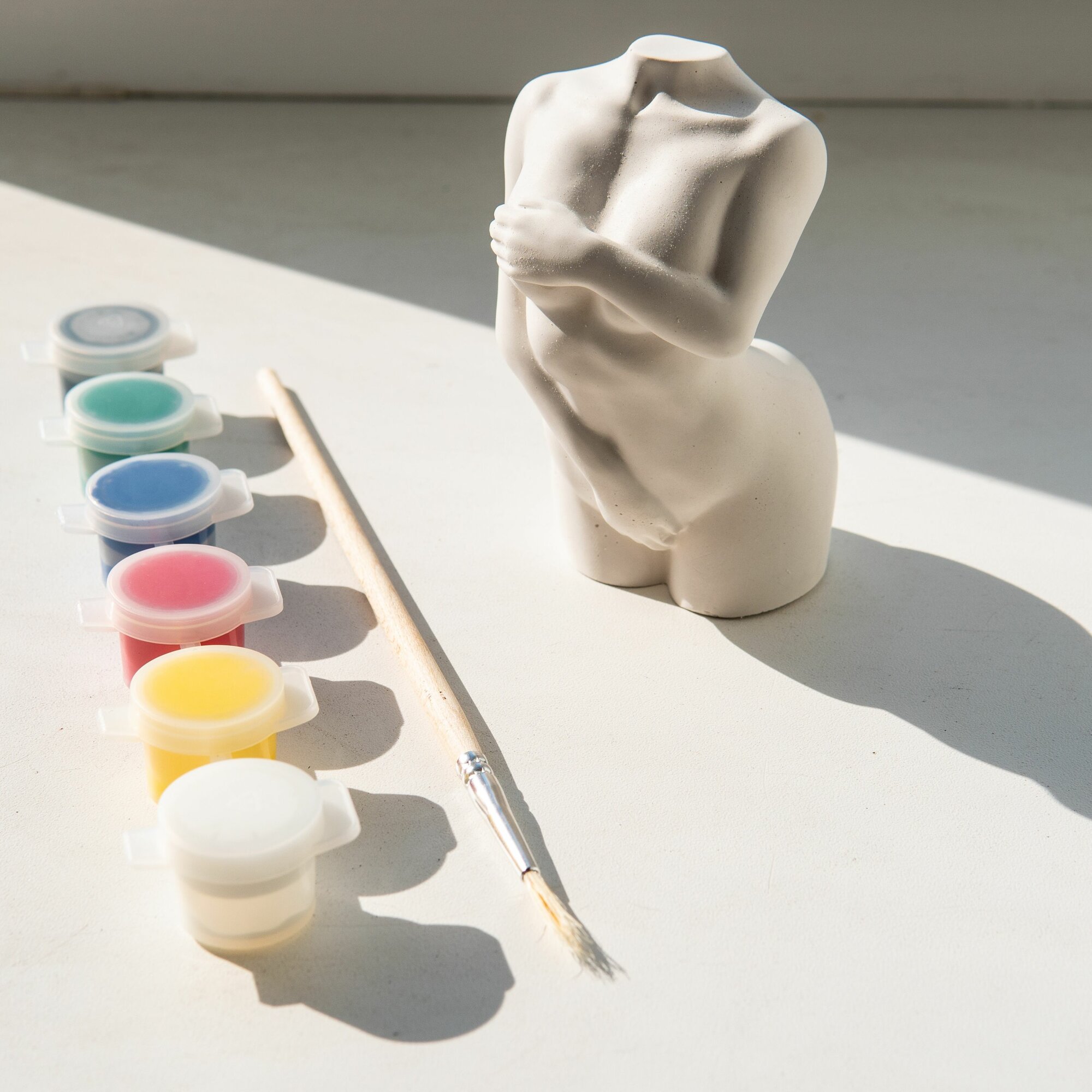 Статуэтка "Девушка обнаженный торс", гипс, ручная работа, с красками