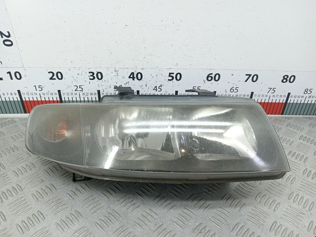 Фара правая Seat Leon 1 (1M) 1M1941016 арт. 2190282