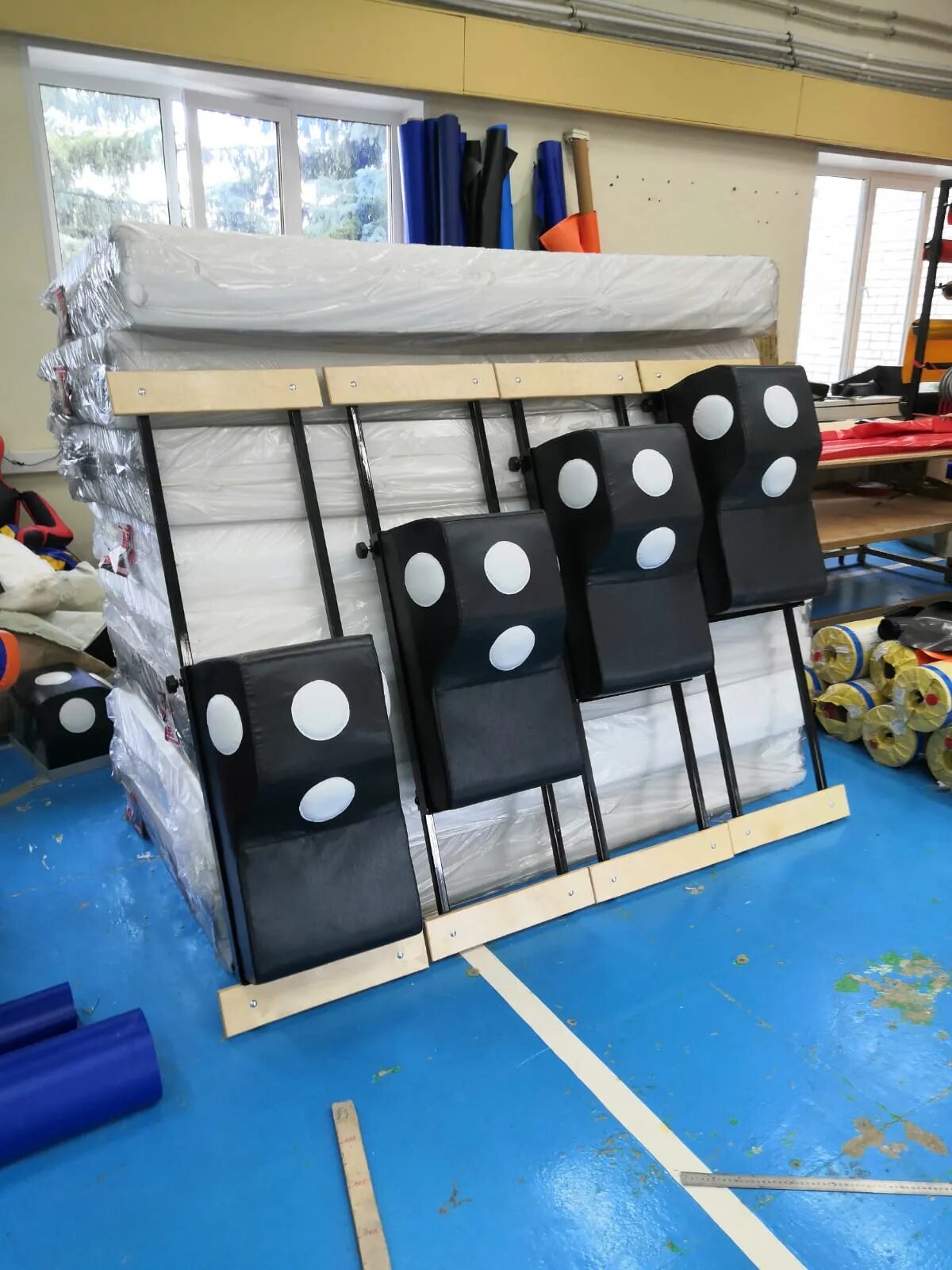 Подушка боксерская настенная Г-образная (апперкотная) тент (регулируемая ПО высоте) DNN