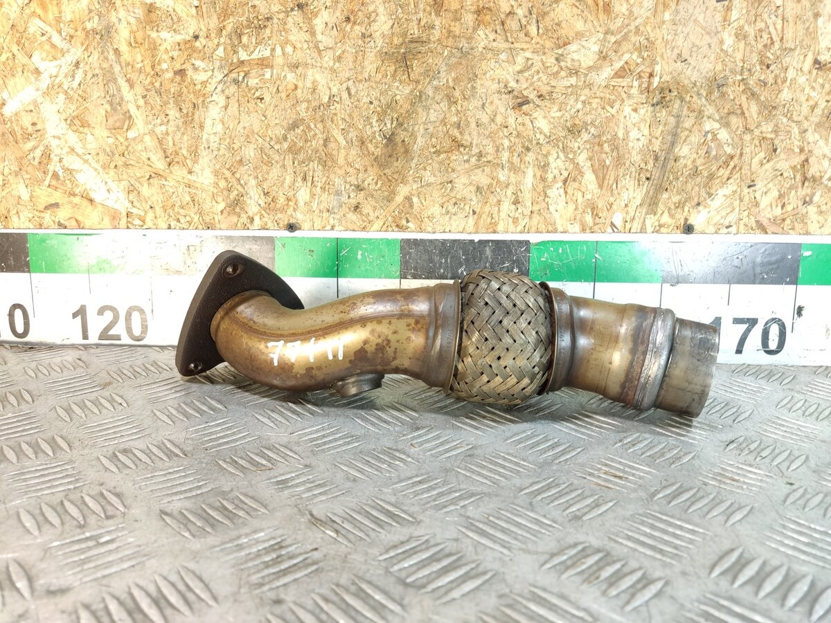 Труба глушителя приемная LAND ROVER Range Rover 2013-2021 LR022651