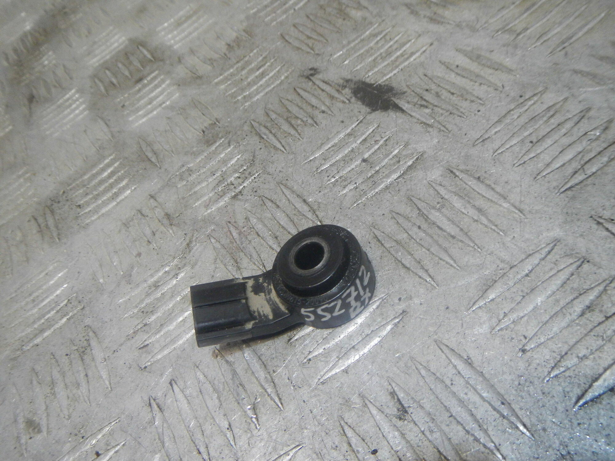 Б/У Датчик детонации, Lexus (Лексус)-RX (09-15) LEXUS RX (09-15) Без видимых повреждений. 552712 TOYOTA арт. 8961520090