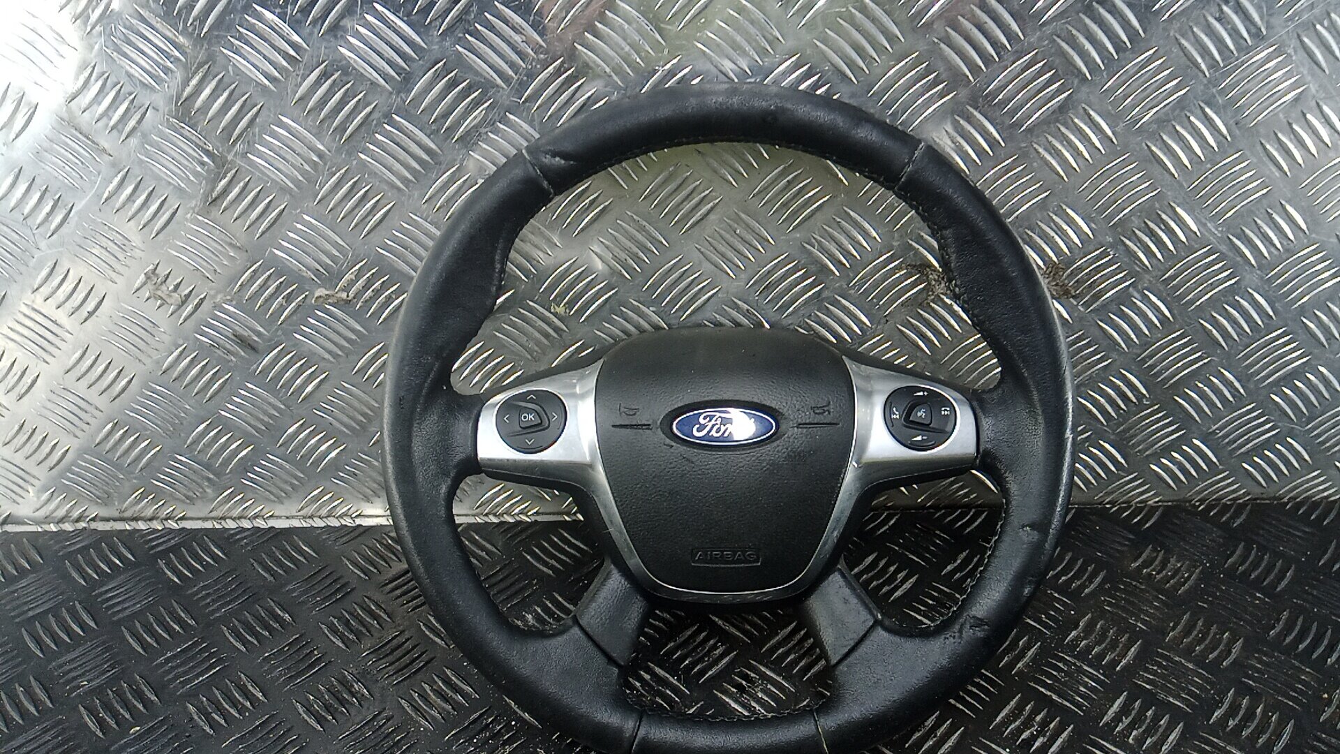 Руль FORD FOCUS 3