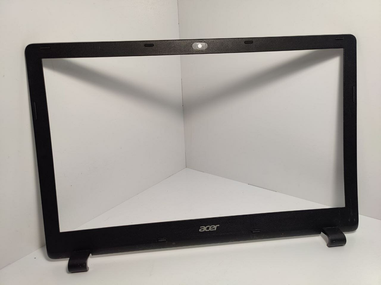 Рамка матрицы AP154000500HA FA154000G00-1 для ноутбука Acer Aspire E5-511 E5-551 E5-571 E5-521 E5-572