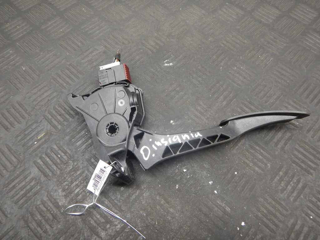 Педаль газа Opel Insignia 1 13237356 арт. 354661