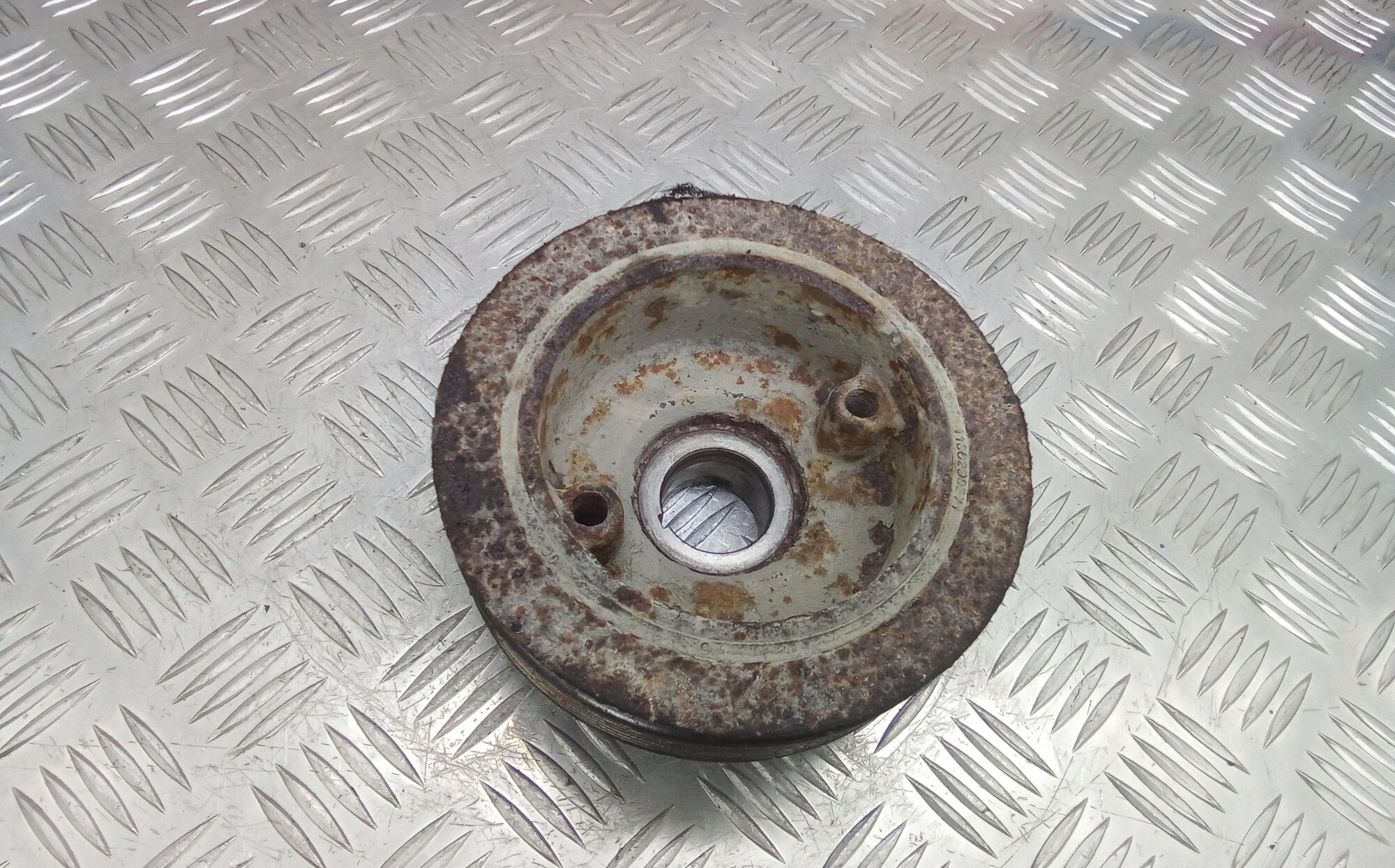 Шкив коленвала демпферный дизельный MITSUBISHI L200 K4T, Номер 1104A013