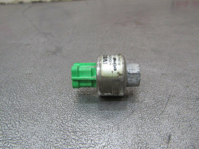 Датчик давления кондиционера Iveco Stralis