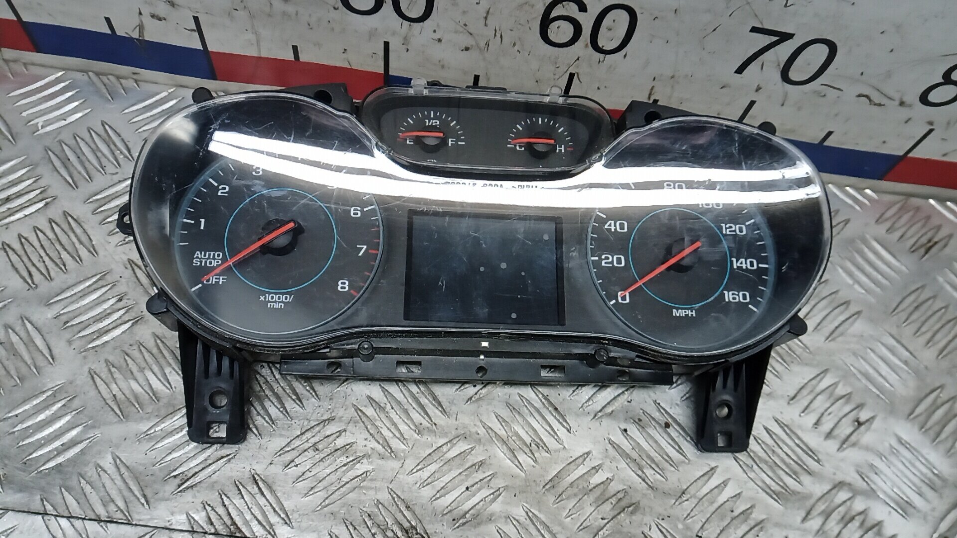 Щиток приборов CHEVROLET CRUZE 2, Номер 39084636, 812372274