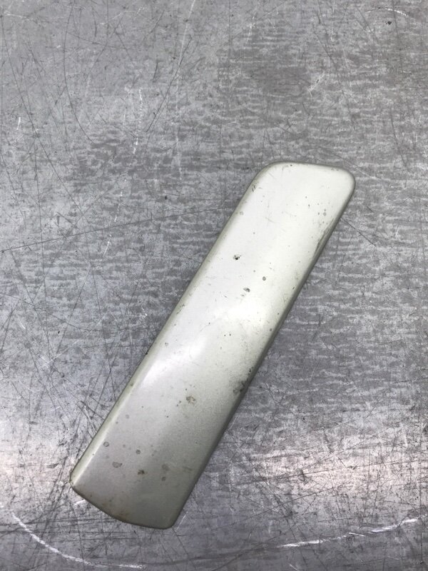 Молдинг крыла передний левый Toyota Mark II GX71 7562422300