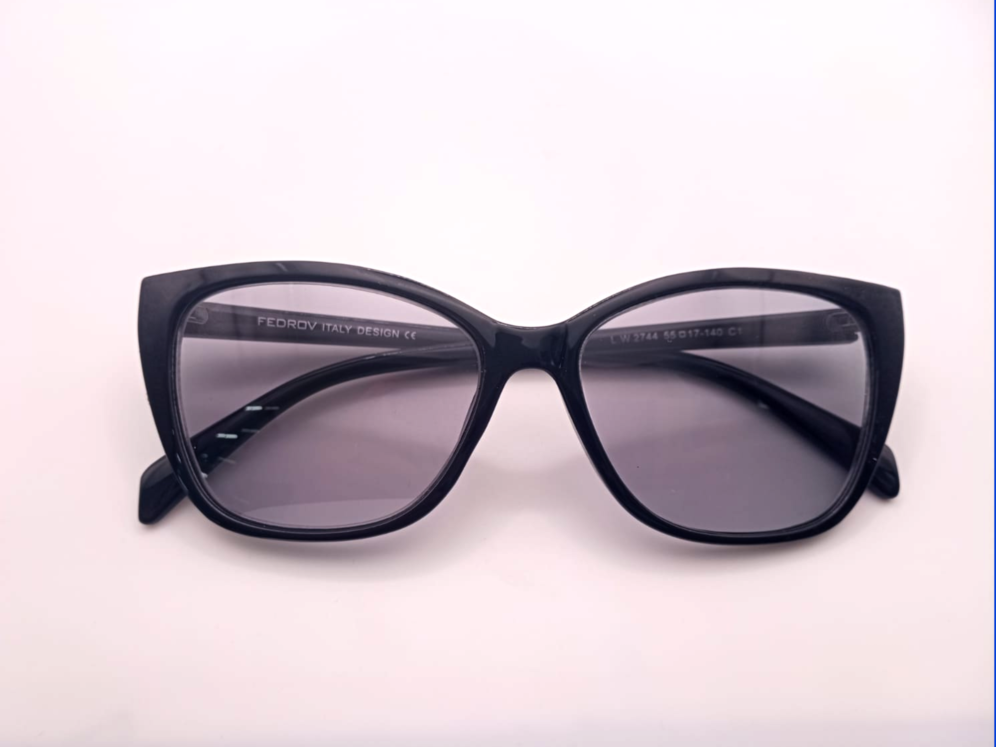 Готовые очки с линзами-хамелеон и диоптриями +1.5