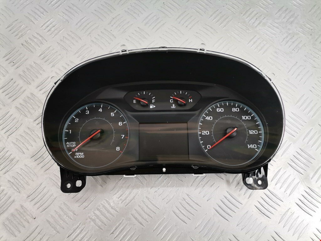 Панель приборная (щиток приборов) Chevrolet Malibu 9 84103473 арт. 1080685