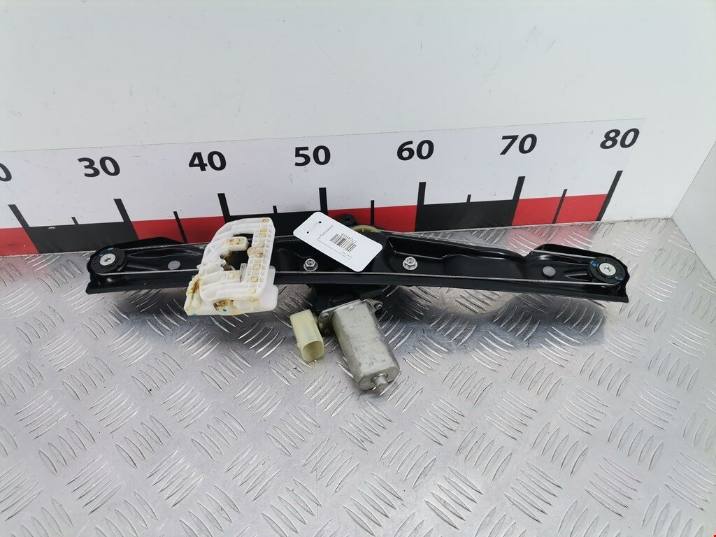 Стеклоподъемник электрический двери задней левой BMW 3-Series (F30/F31/F34/F35) 51357281887 арт. 1704658