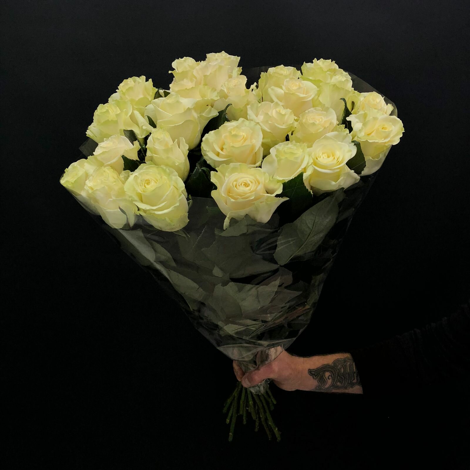 Роза Мондиал - 25 штук, 70 см