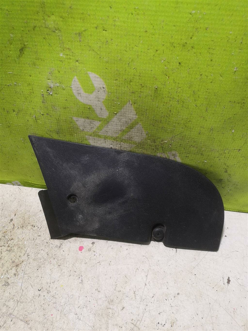 Накладка (кузов внутри) VW Golf 4 Bora 97-05