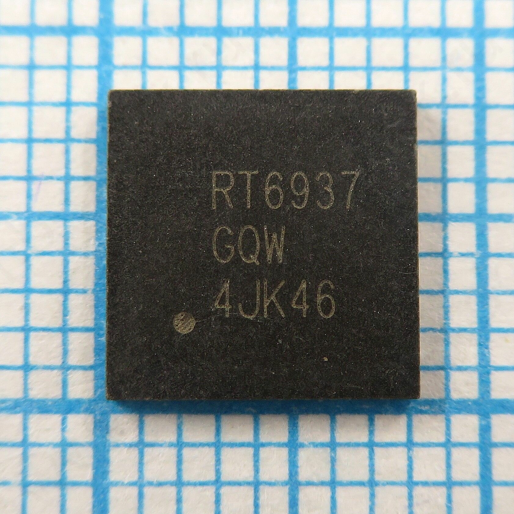 RT6937GQW RT6937 - LCD контроллер