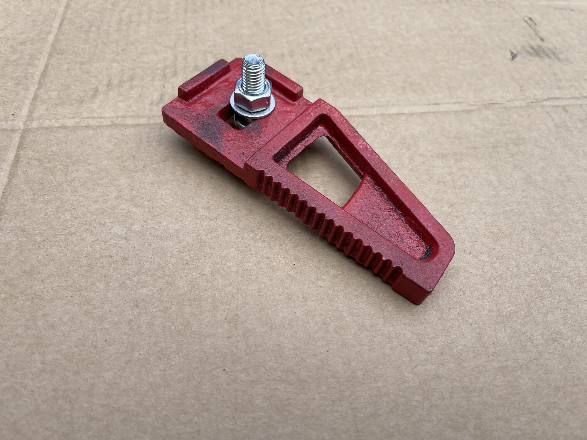 Крюк (петля) реечного домкрата