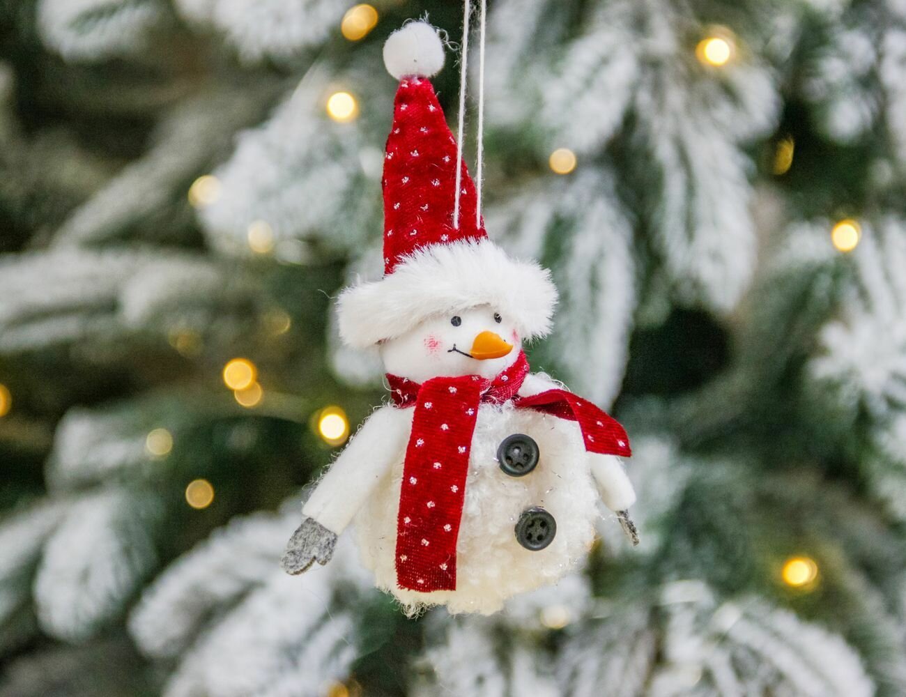 Елочная игрушка пушистый снеговичок в красном, текстиль, 13 см, Koopman International DH8069440-2