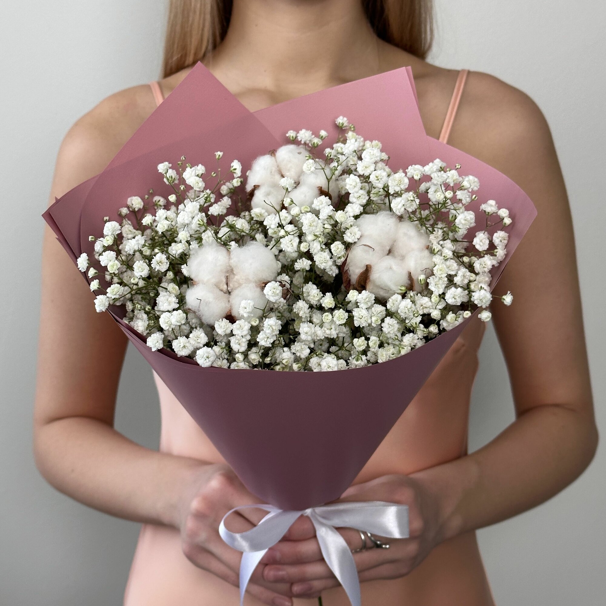 Новогодний букет композиция из хлопка и гипсофилы "Безе" Flor2u