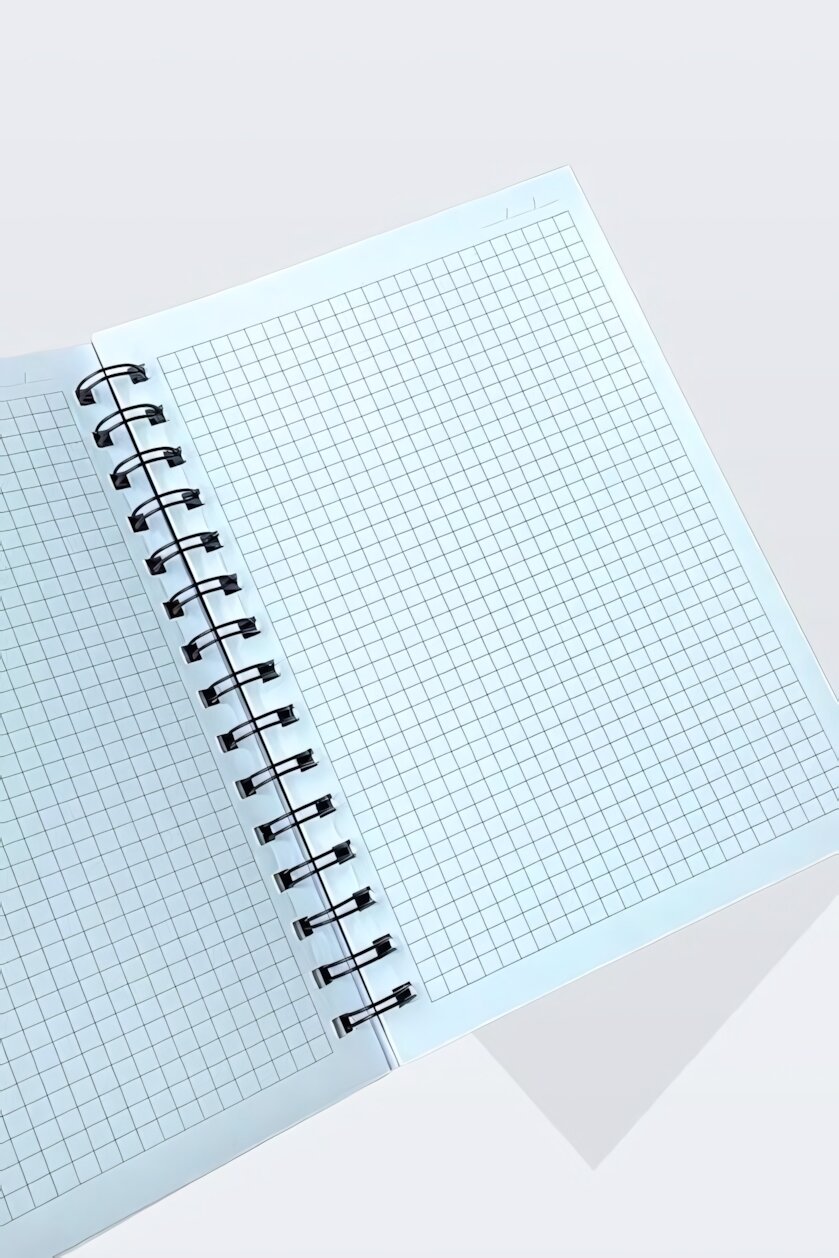 Блокнот А5 с клетчатыми страницами, синяя обложка, металлическая спираль
