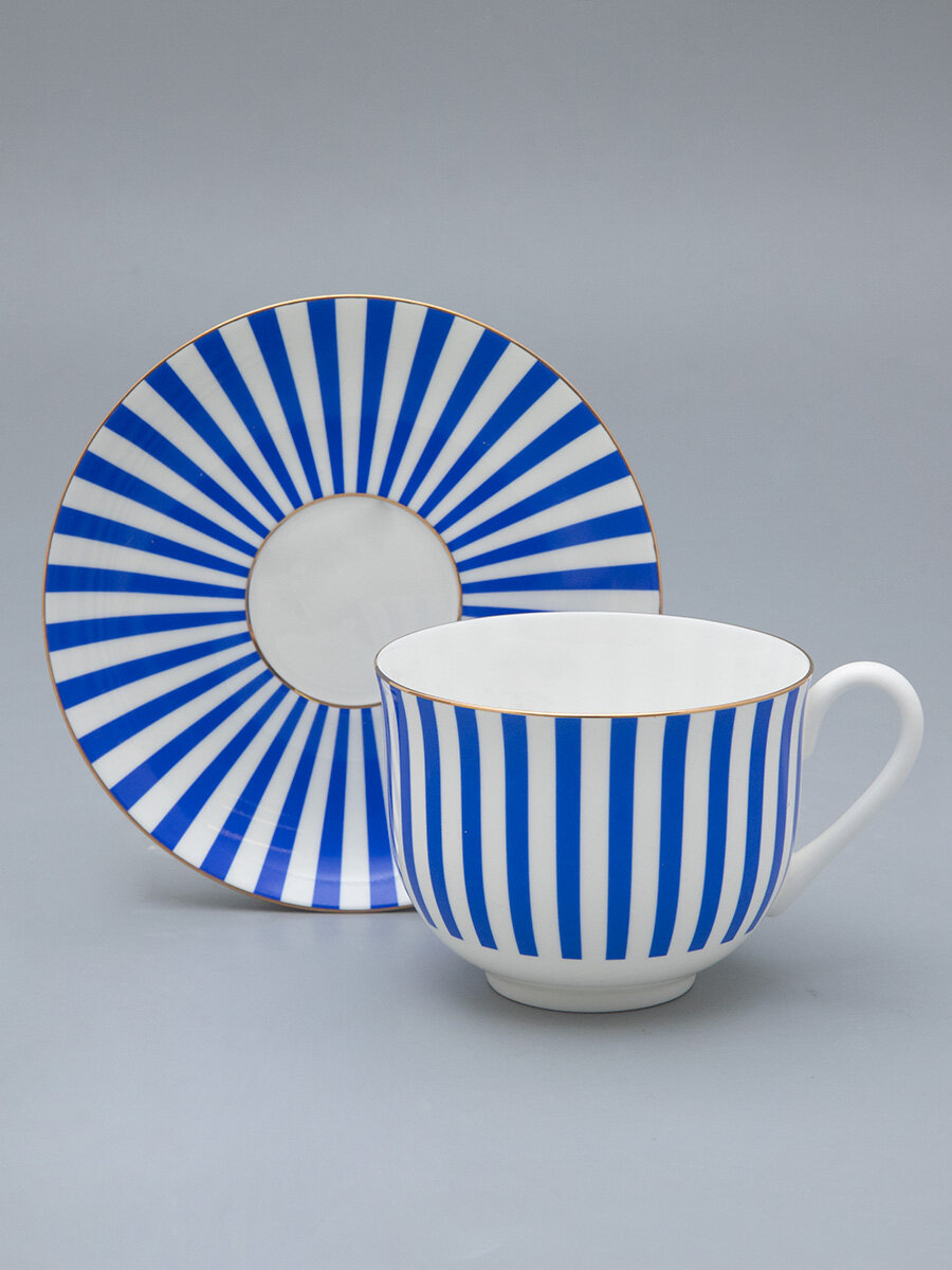 Чайная пара Да и нет, форма Ландыш, Императорский фарфоровый завод , костяной фарфор, синий, отводка золотом, 345 мл