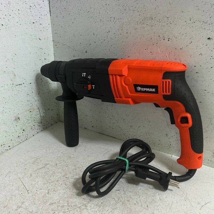 Перфоратор Ермак ПРГ-30/1200