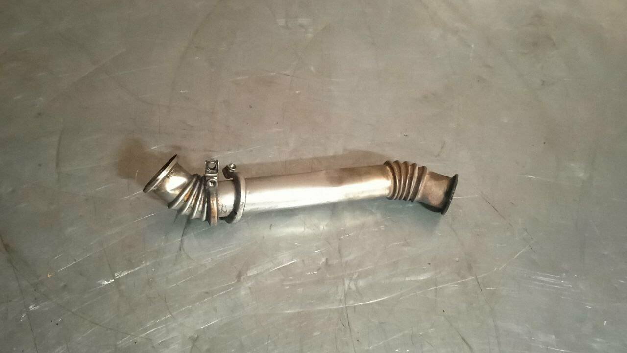 Трубка турбины Peugeot Boxer 1998